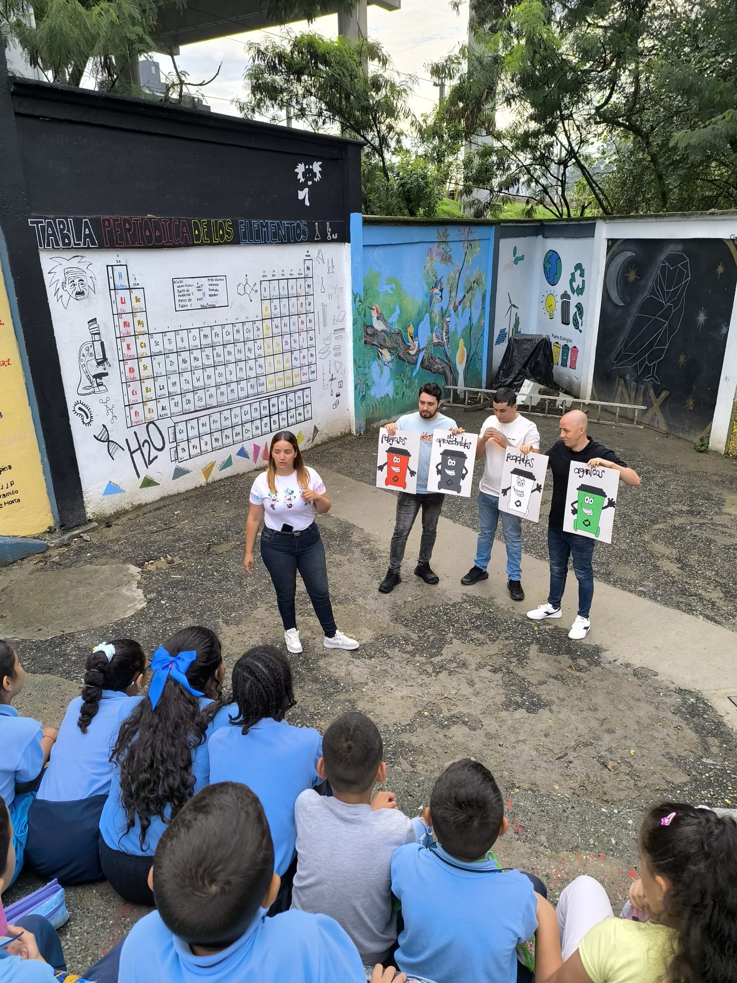 Nuestra U y la Institución Educativa Samuel Barrientos Restrepo, sede ...